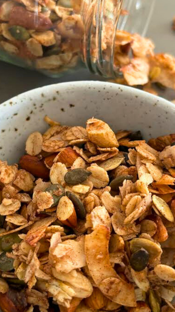 Hormone-Loving Granola – Mungbean Health